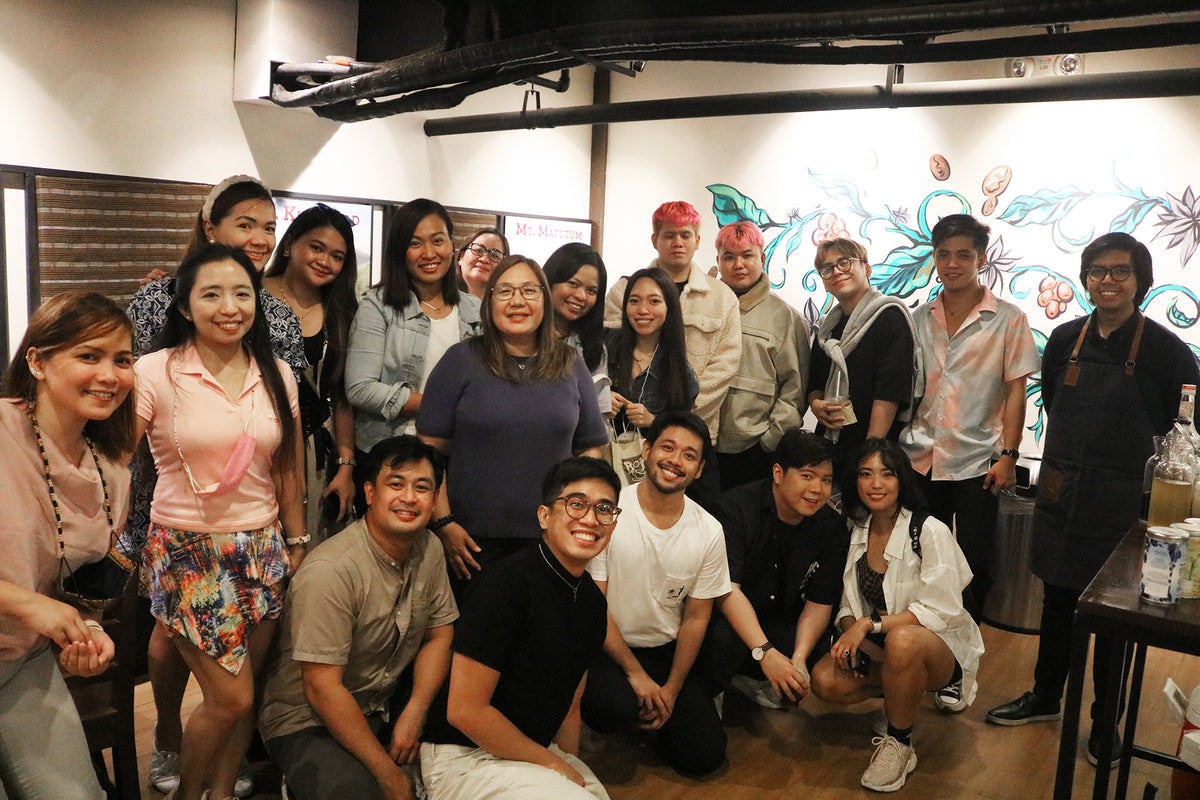 Mindfulness with a simple, calming cup of Tsaa Laya Tea. – Bo's Coffee